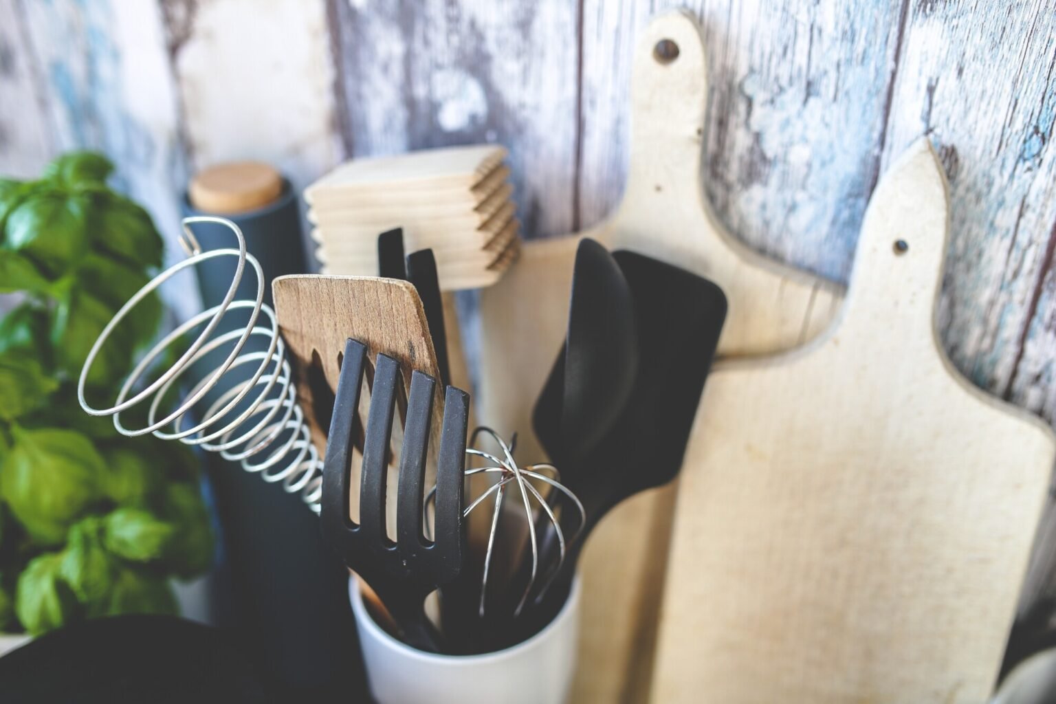 The Brief and Only List of Kitchen Essentials That You’ll Ever Need